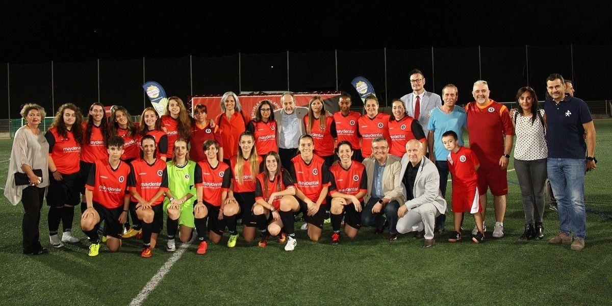 Presentación oficial de la Escuela de Fútbol de Arganda con asistencia ...